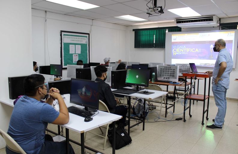 Laboratorios de Informática | Centro Regional de Coclé